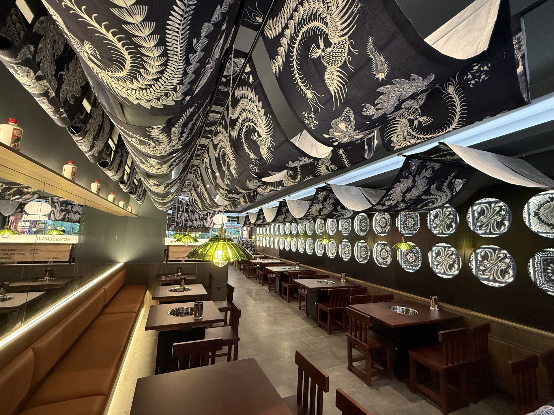Hong Deng Ji Hotpot - Red Lantern
